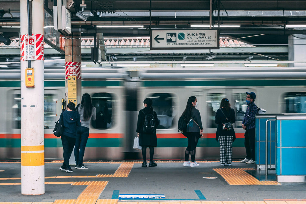 Menjelajahi Tokyo dengan Berbagai Jenis Kereta Limited Express di Jepa ...